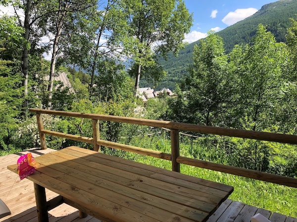 Large Family Cottage Facing South Serre Chevalier, Overlooking The Valley -