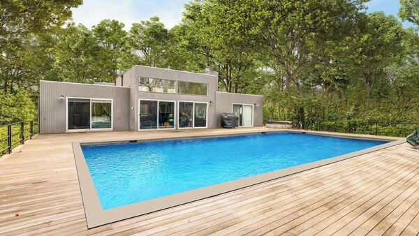 Stylish East Hampton Home, Private Heated Pool, Spa, Outdoor Shower,... - East Hampton, NY