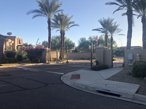 Nuevo - ¡Comunidad Cerrada De Pebble Creek! Golf, Estadio De La Nfl, Hockey, Entrenamiento De Primavera - Goodyear, AZ
