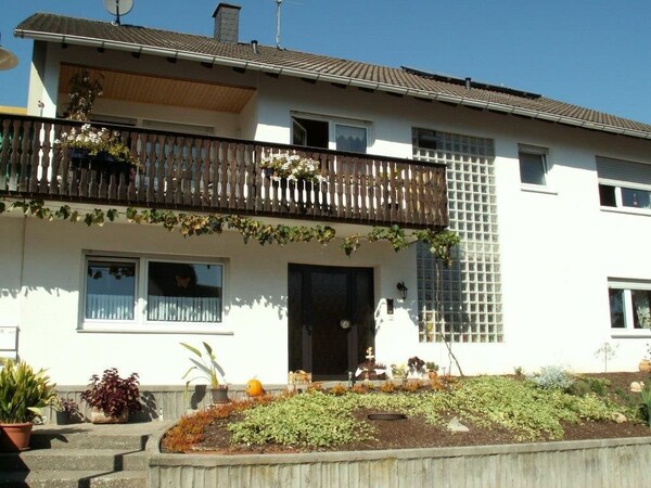 Appartement/fewo, Bad, Wc, Sauna - Ferienwohnung "Zur Quelle" - Burrweiler