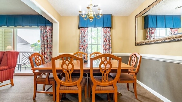 Wyndham Kingsgate - 2 Bedroom Deluxe - Williamsburg, VA