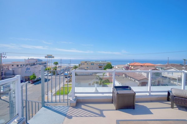 Gorgeous Ocean Views With Private Rooftop Deck! - Pismo Beach, CA