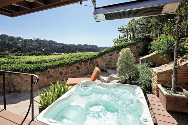 Ocean View Historic  Villa: Lx41 - Big Sur, CA