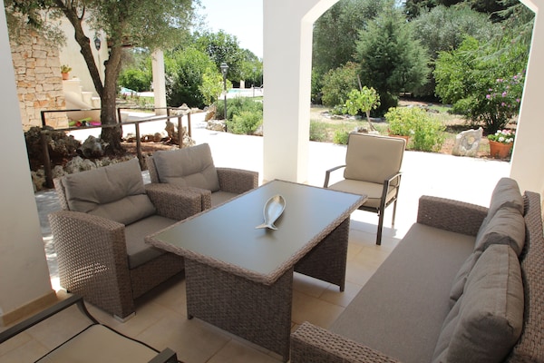 Delightful 5 Bed Trullo/villa With Private Pool In The Countryside Of Puglia - Cisternino