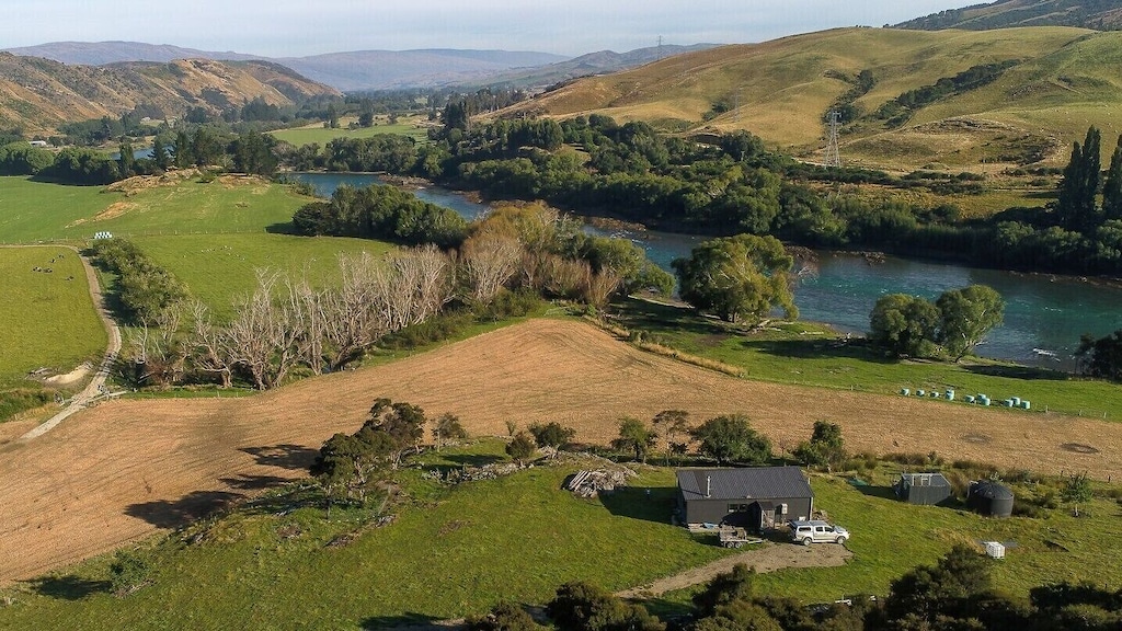 Lake Onslow, NZ holiday accommodation from AU$ 122/night | Stayz Lake Onslow, NZ holiday accommodation from AU$ 122/night | Stayz