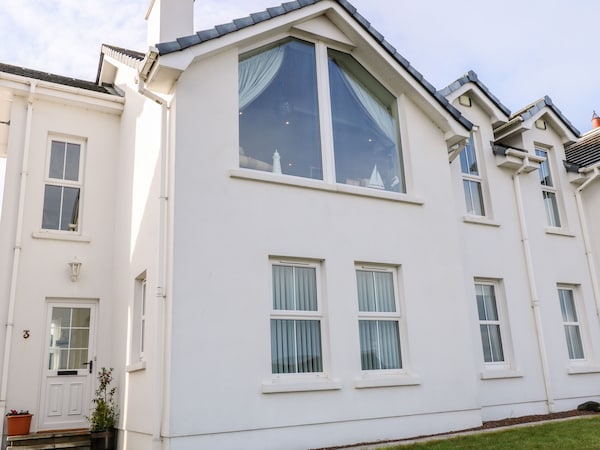 Seaview, Pet Friendly, With A Garden In Castlerock - Castlerock