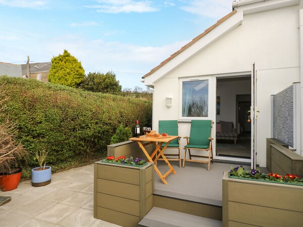 Glenhaven, Family Friendly, Character Holiday Cottage In Tintagel - Tintagel