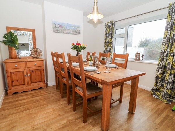 Cranberry, Pet Friendly, Character Holiday Cottage In Bude - Stratton