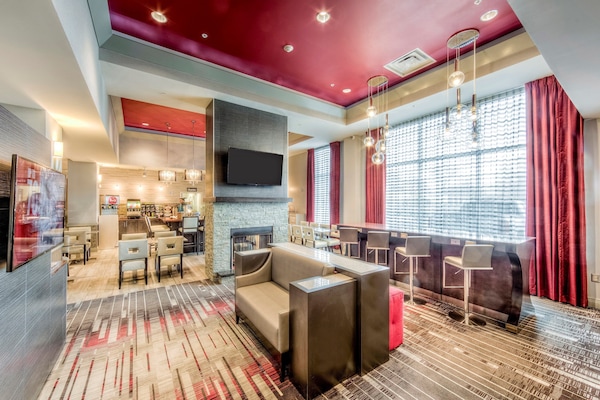 ¡Suite Accesible A Solo 1 Milla De Osu! El | Centro De Negocios Las 24 Horas + Gimnasio - Columbus, OH