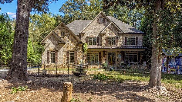 7 Dormitorios - Buckhead Atl "Goat Mansion" ¡5 Estrellas! Camina Hasta El Centro Comercial Lenox - Atlanta, GA
