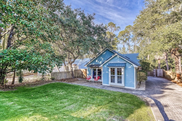 Large Heated Pool And Fenced-in Yard. Perfectly Located Near Everything. - Seaside, FL