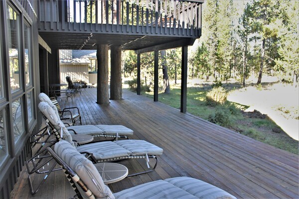 Very Spacious, River View, Smart Tv, And Two Living Areas  - Goldfinch 3 - Oregon