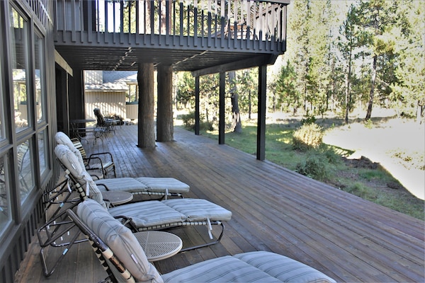Very Spacious, River View, Smart Tv, And Two Living Areas - Goldfinch 3 - Sunriver, OR