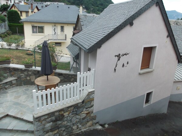 Gîte Appartement 2  Pers Situé Entre Cauterets Luz Gavarnie Idéal Cure Thermale - Argelès-Gazost