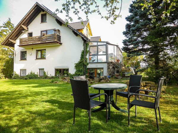 Holiday Apartment In Front Of The Stephanskuppe - Schlüchtern