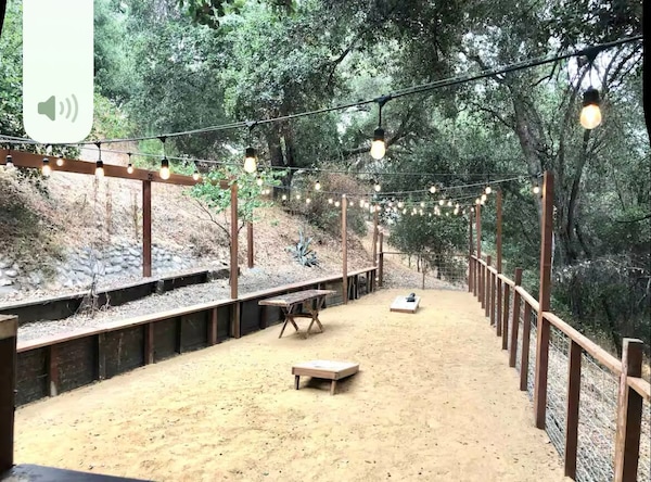 Oak Treehouse Retreat - Big Sur, CA