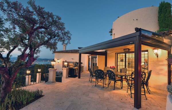 Cannes Mandelieu/theoule Border Lovely 6-bed Villa - Théoule-sur-Mer