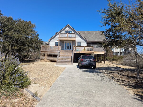 300 Yards From The Ocean Front!!!  Located In The Heart Of Duck!!\nnew Kitchen!!! - Duck