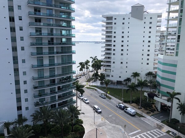 Brickell Bay Spectacular View - Coral Gables, FL