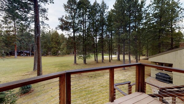 Gh091 | A Lovely Modern Home With Big Meadow's 5th Fairway Views To Enjoy! - Sisters, OR