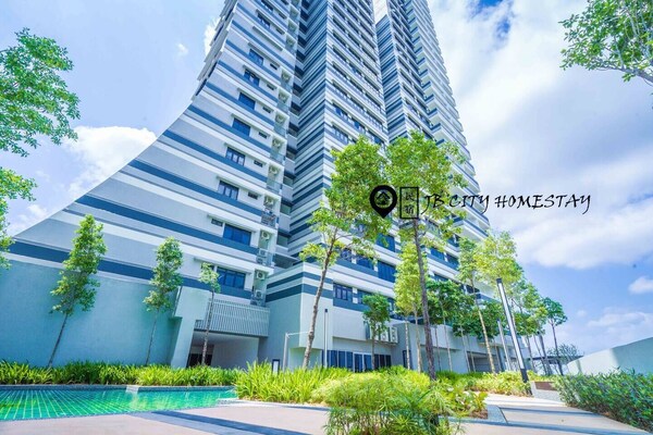 Legoland Medini 8pax 3bdr (Wifi) @ Jb City 美迪尼乐高园 - Gelang Patah