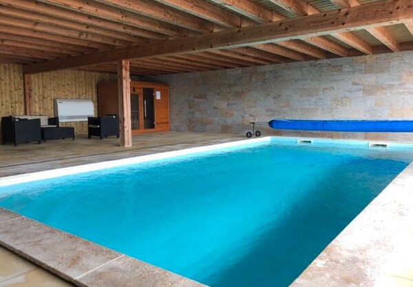 Chalet 2 Lou Braisadou On The Farm With Heated Indoor Pool - Cantal