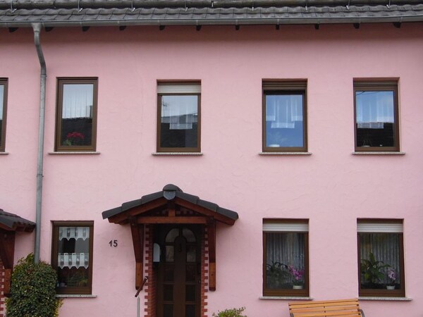 "Kloucken-haus" - Appartement/fewo, Dusche, Wc, 3 Schlafräume - Hermeskeil