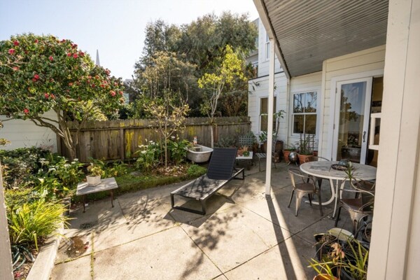 Rent This Luxury House With Superb Views, San Francisco House 1010 - São Francisco, CA