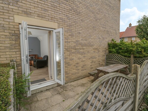 Driftwood, Pet Friendly, With Pool In Filey - Hunmanby