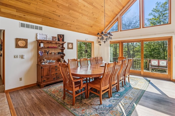 Peace, Quiet And Plenty Of Space. Check Out Eagles View!! - 웨스트버지니아