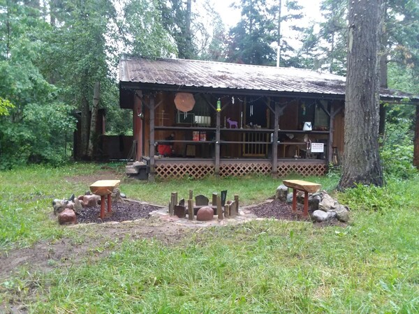 Enchanted Cabin With Private Beach Access. - Montana