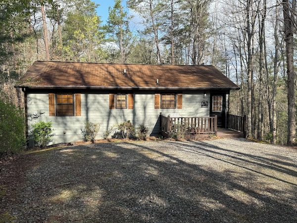 Murphy, Nc Rustic Trail Retreat Cabin - Murphy, NC