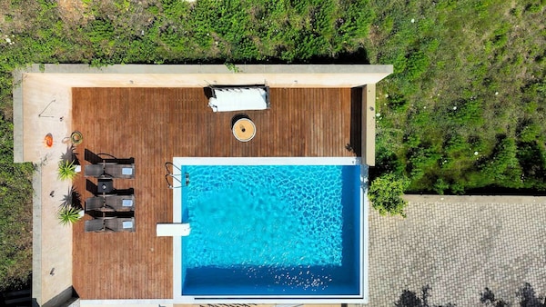 Executive Skiathos Villa | 3 Bedrooms |. - Skiathos