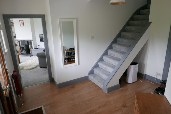 Cosy Hygge/ Scottish Themed Home By Loch Ness - Loch Oich