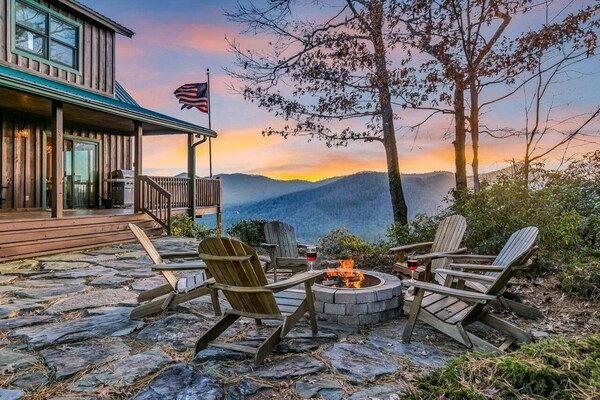 Magnificent Mountain Views - Cashiers, NC