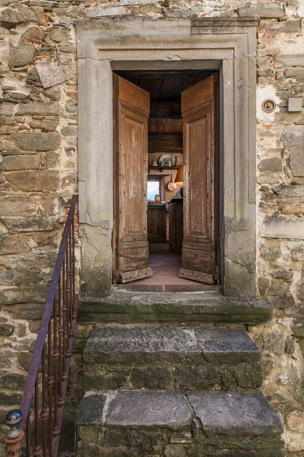 Residence Trilocale In Antico Borgo Medievale Immerso Nella Natura - Passignano sul Trasimeno