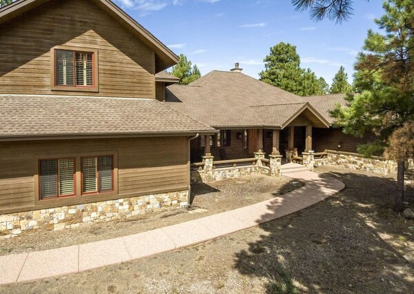 Luxury Summer & Winter Retreat - Flagstaff, AZ