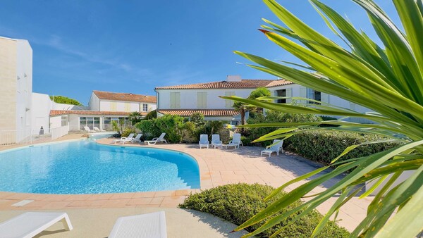 Appartement Avec Piscine Commune Et Parking - La Couarde-sur-Mer