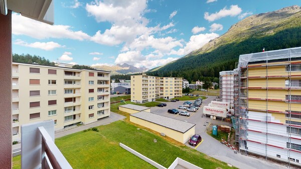 1-room Flat On The 4th Floor For 2 Persons. - Samedan