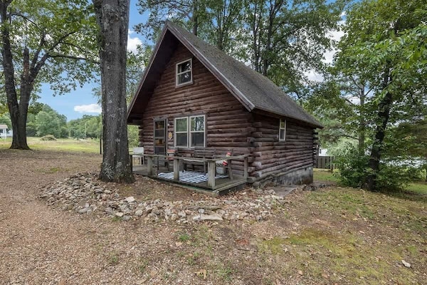 Nature's Nook - Fire Pit & Near Fishing & Golf - Eagle Rock, MO