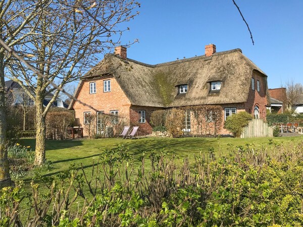 Ferienhaus Reethus Hans In Husum Für Bis Zu 4 Personen - Husum