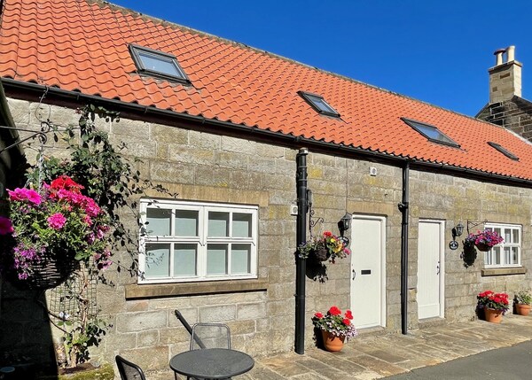 Bluebell Cottage 3-bedrooms (Sleeps-4) - Runswick Bay