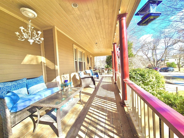 Freedom House Vacations - Niagara-on-the-Lake