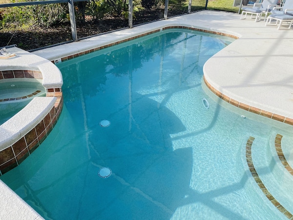 Keirnans Minniehaha Four Bedroom South Facing Pool And Spa Home - Haines City, FL