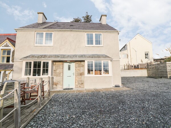 Castell, Pet Friendly, Country Holiday Cottage In Abersoch - Abersoch