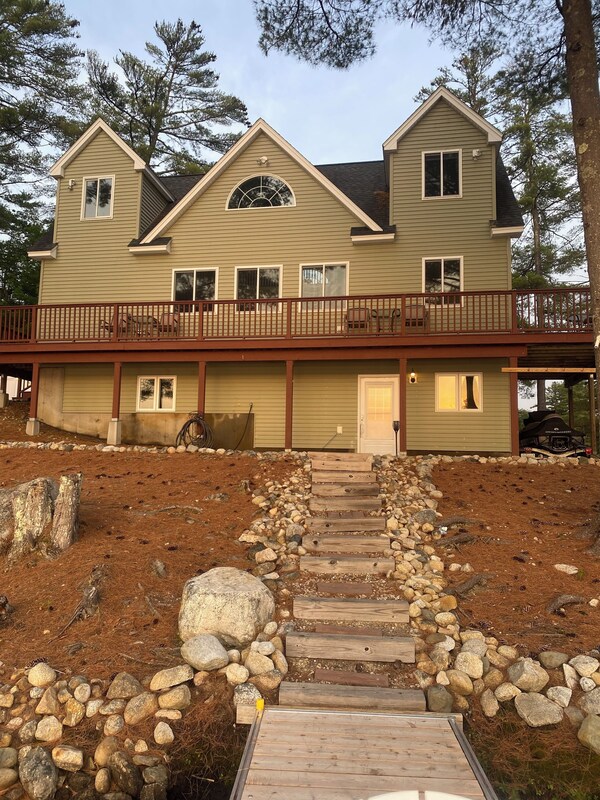 Emerald Point Paradise Lake House - Ossipee, NH