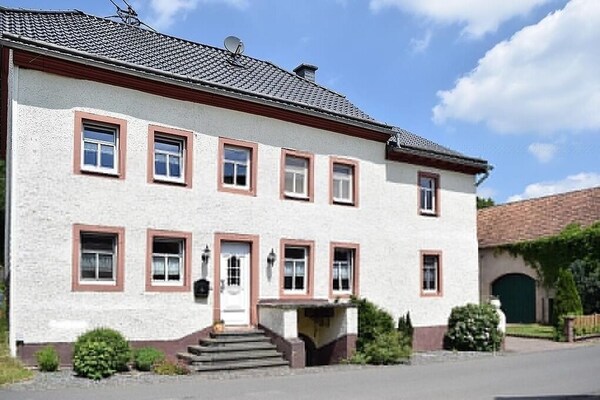 Vacation Home For 11 Guests With 250m² In Udler (149297) - Daun