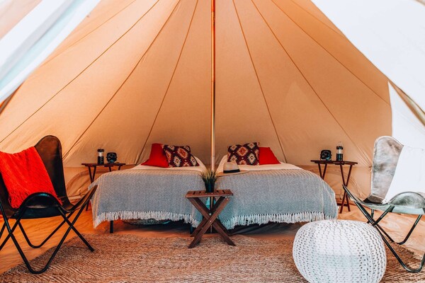 Twin Tent W/ Shared Bathroom - Find Us Among The Juniper Trees And The Open Sky. - Arizona