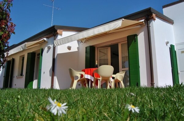 Casa Di Vacanza Caorle Per 1 - 6 Persone Con 2 Camere Da Letto - Casa A Schiera - Caorle