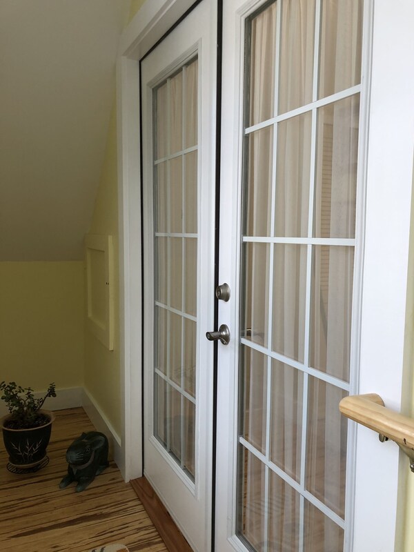 "Lofty-digs"  A Private, Spacious Studio In Downtown Bangor. - Bangor, ME